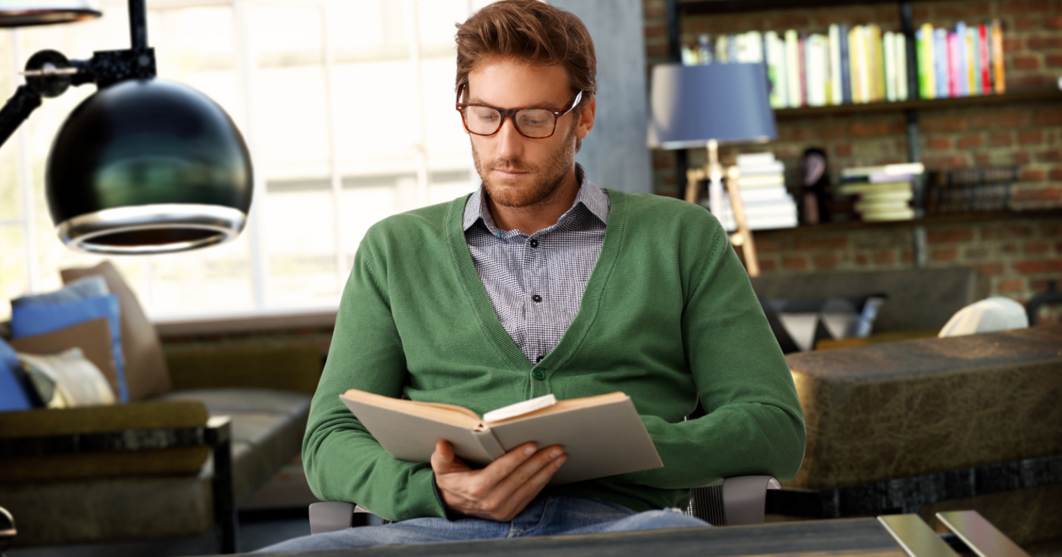 People who read their text messages but take days to reply usually display these 8 behaviors