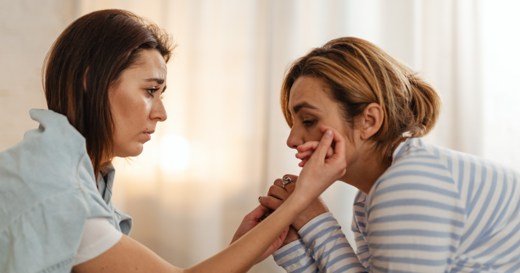 9 reassuring signs a friend genuinely has your back